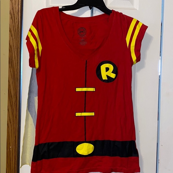 DC Comics | Tops | Dc Comics Robbin Hood Tee With Cape | Poshmark